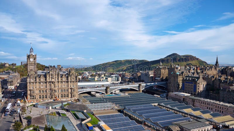 Edinburgh Scotland stock image. Image of ednburgh, grass - 42641837