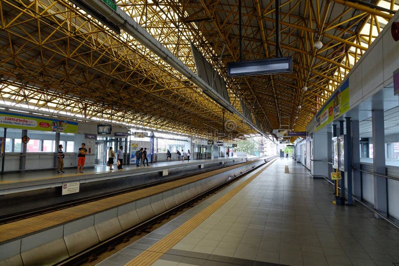 EDSA Train Station in Manila, Philippines Editorial Image - Image of ...