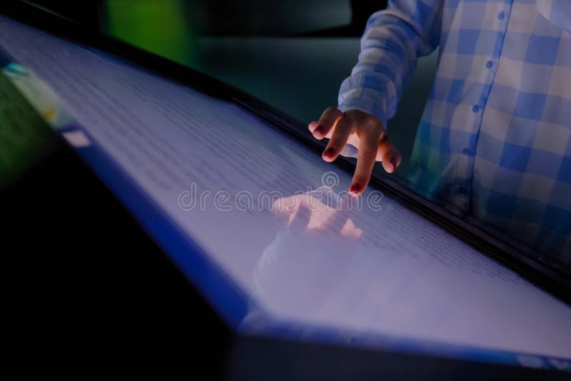 358 Woman Using Interactive Touchscreen Display Technology Exhibition ...