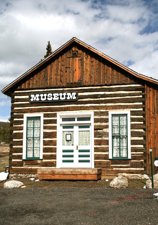 Edwin Carter Museum editorial stock image. Image of learn - 15157019