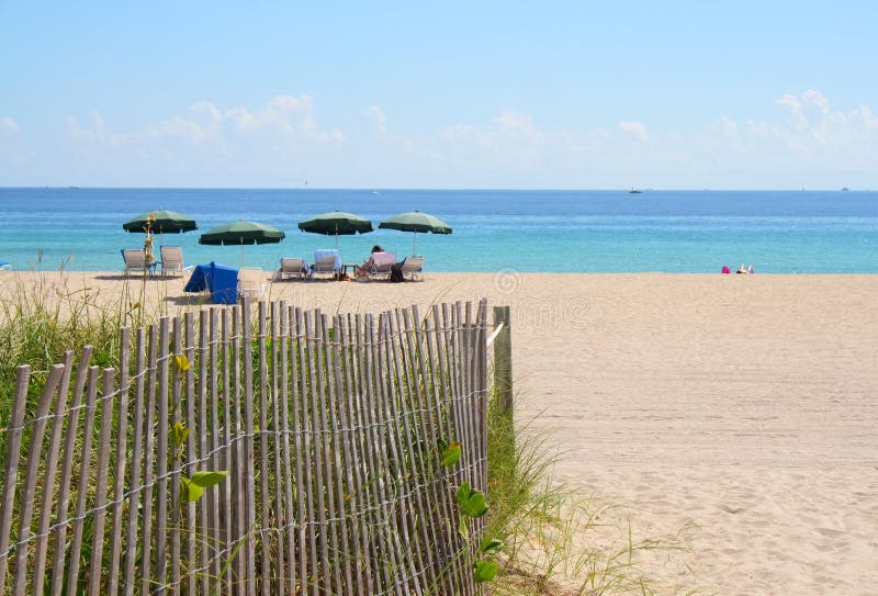 Een dag bij het strand stock foto. Image of landschap - 24154996