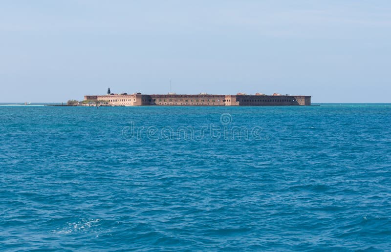 Een Fort Boven Op Een Eiland Stock Foto - Image of gevangenis, mooi ...