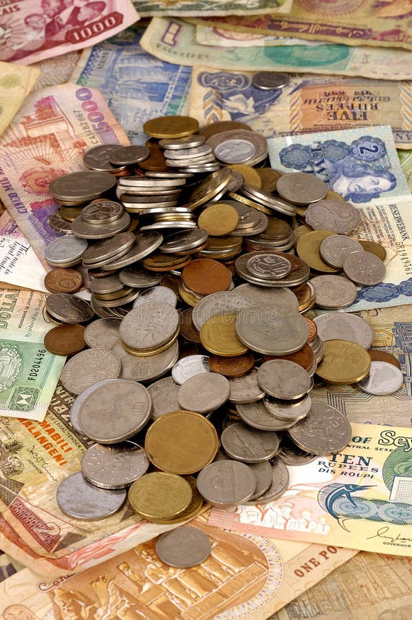 Een Verzameling Buitenlandse Valuta Stock Afbeelding - Image of ...
