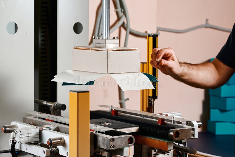 Efficiently Wrapping Rectangular Boxes with a State-of-the-art Semi ...