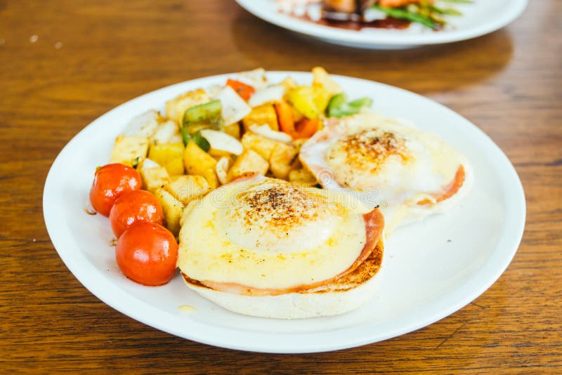 Egg Benedict with Vegetable for Breakfast Stock Photo - Image of white ...