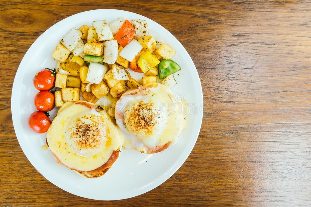 Egg Benedict with Vegetable for Breakfast Stock Image - Image of food ...