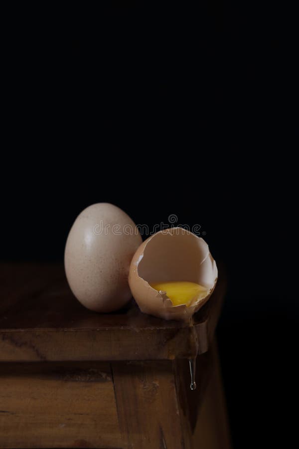 Eggs Isolated on a Bright Background. Front Photo. Egg Wallpapers Stock ...