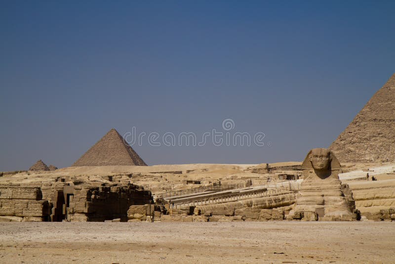 Egypten pyramider fotografering för bildbyråer. Bild av afrika - 101927309