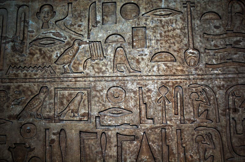 Egyptiska hieroglyphs arkivfoto. Bild av gammalt, gammal - 5758762