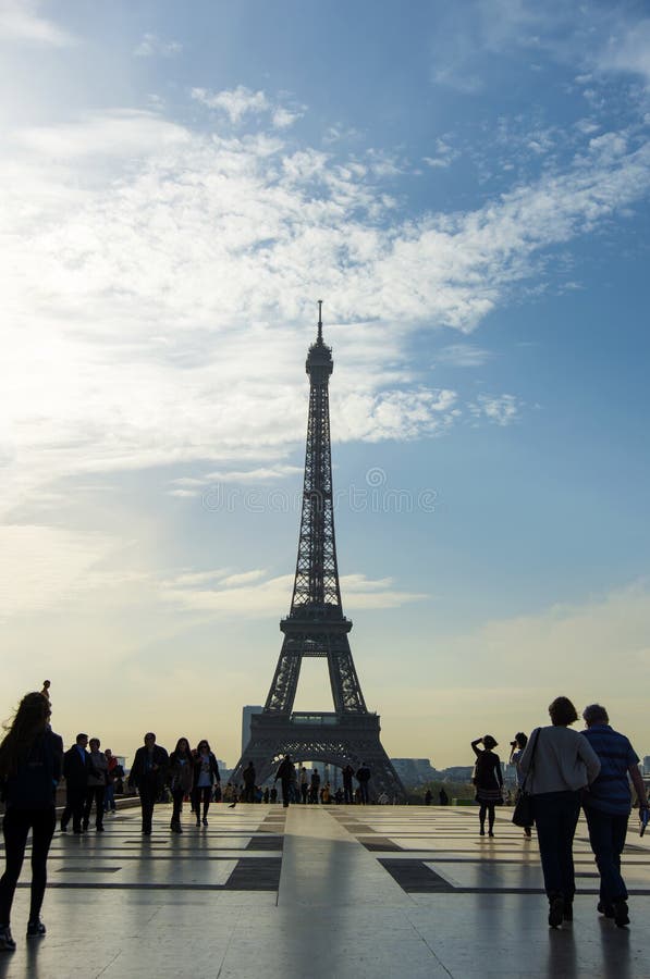 Eifell Tower spring editorial photo. Image of portrait - 40854216