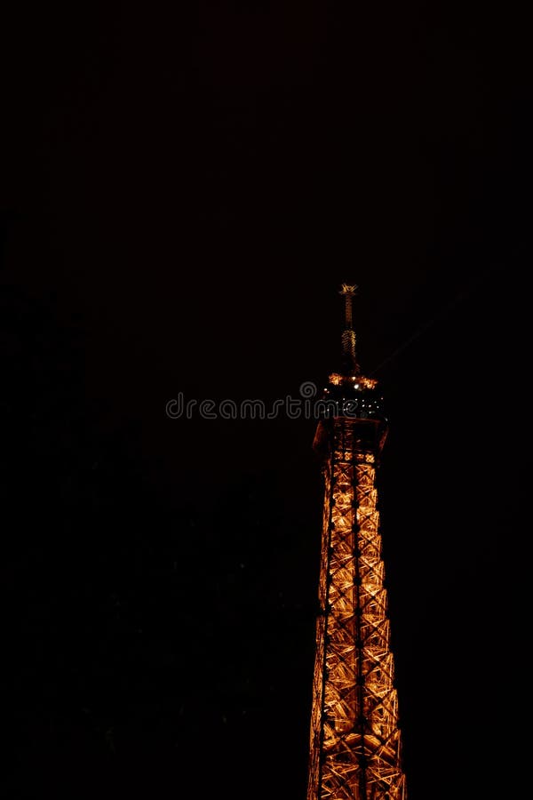 Eiffel tower night glow editorial photo. Image of skyline - 343589456