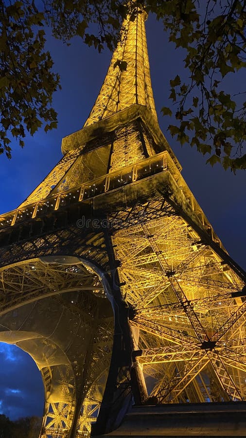 Eiffel Tower at Night on Top O the Hour with Illumination Editorial ...