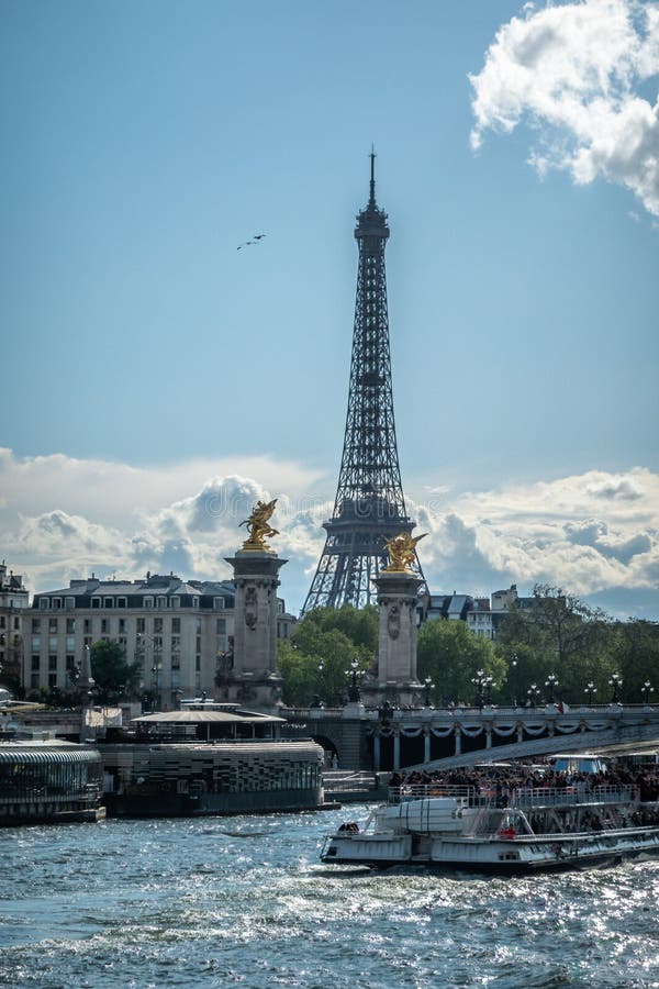 Eiffel Tower, Symbol of Paris Stock Image - Image of city, building ...
