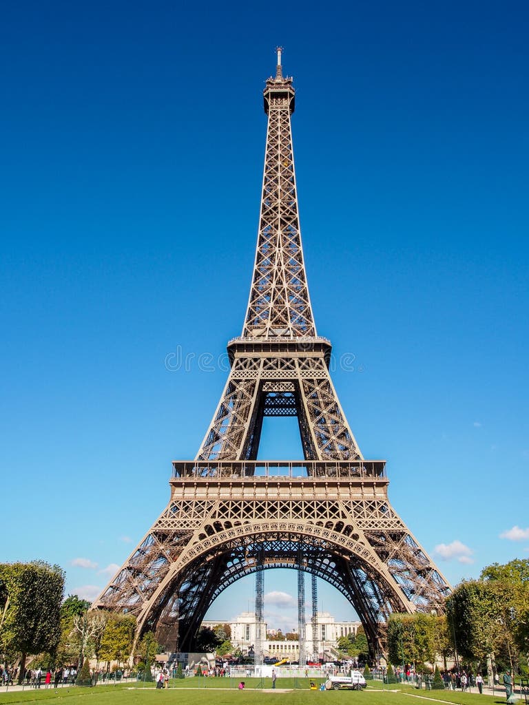 382 Eiffle Tower Cartoon Stock Photos - Free & Royalty-Free Stock ...