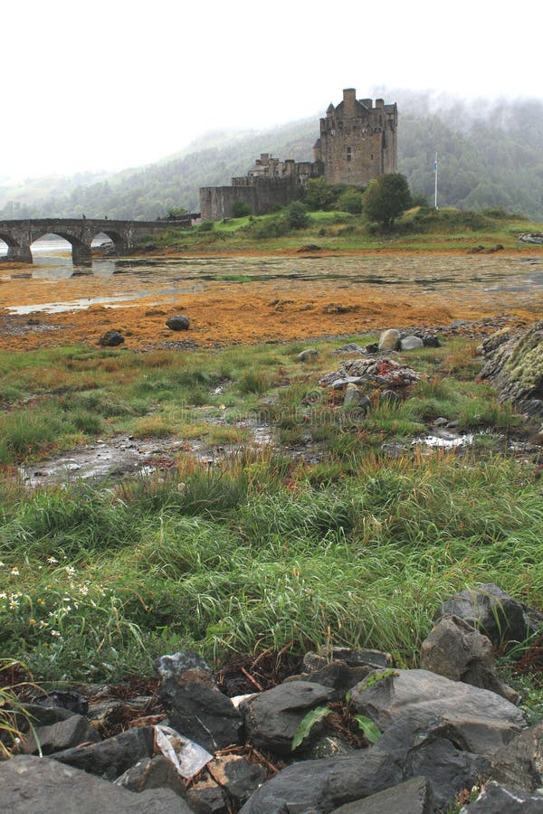 Eilean Donan Castle stock photo. Image of donan, loch - 23296602