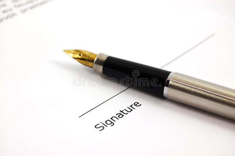 Ein Dokument Und Eine Feder Stockbild - Bild von spitze, zugelassen ...