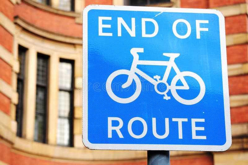 Eind van route stock foto. Image of einde, fietsen, blauw - 13290898