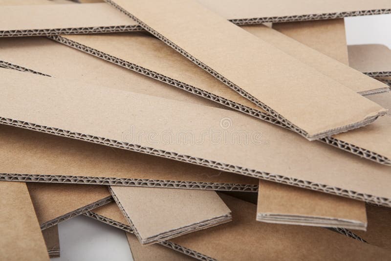 Einen Stapel Karton Aus Wellpappe Stockbild - Bild von kästen, karte ...