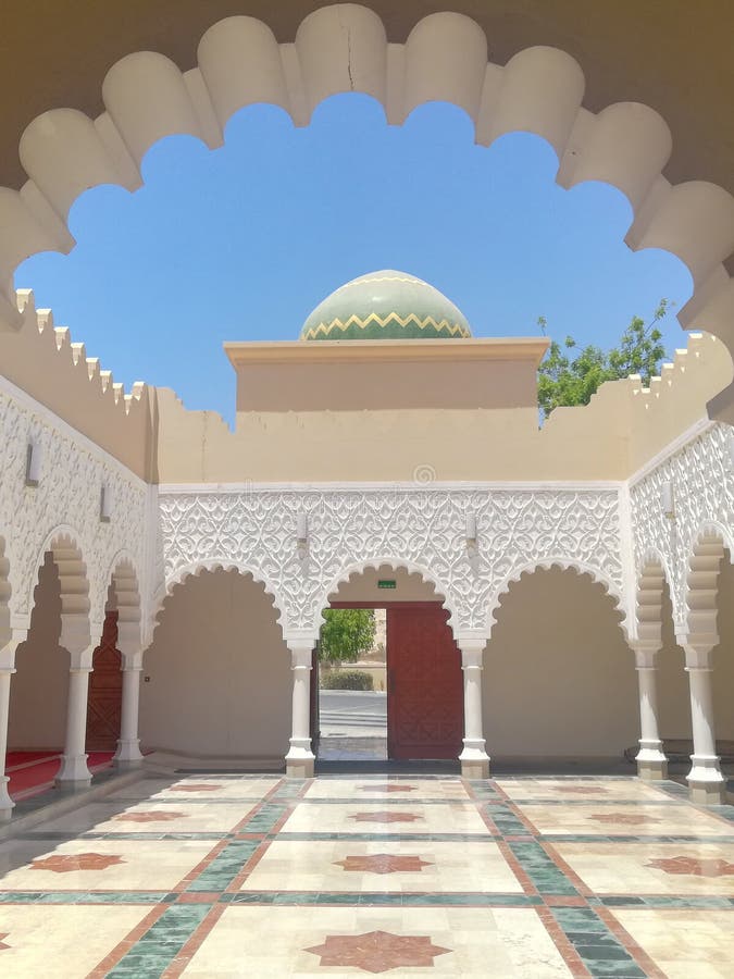 Eingang Einer Moschee in Dhukhan Katar Stockfoto - Bild von imam ...
