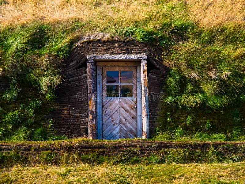 Eingang zum Grashaus stockfoto. Bild von fassade, tür - 39052412