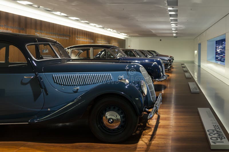 Einige Der Alten Modelle Von BMW Redaktionelles Bild - Bild von auto ...