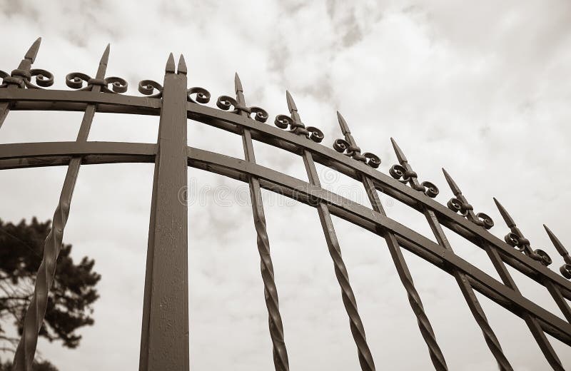 Gatter stockbild. Bild von gatter, mahlzeit, pfeil, garten - 3852369