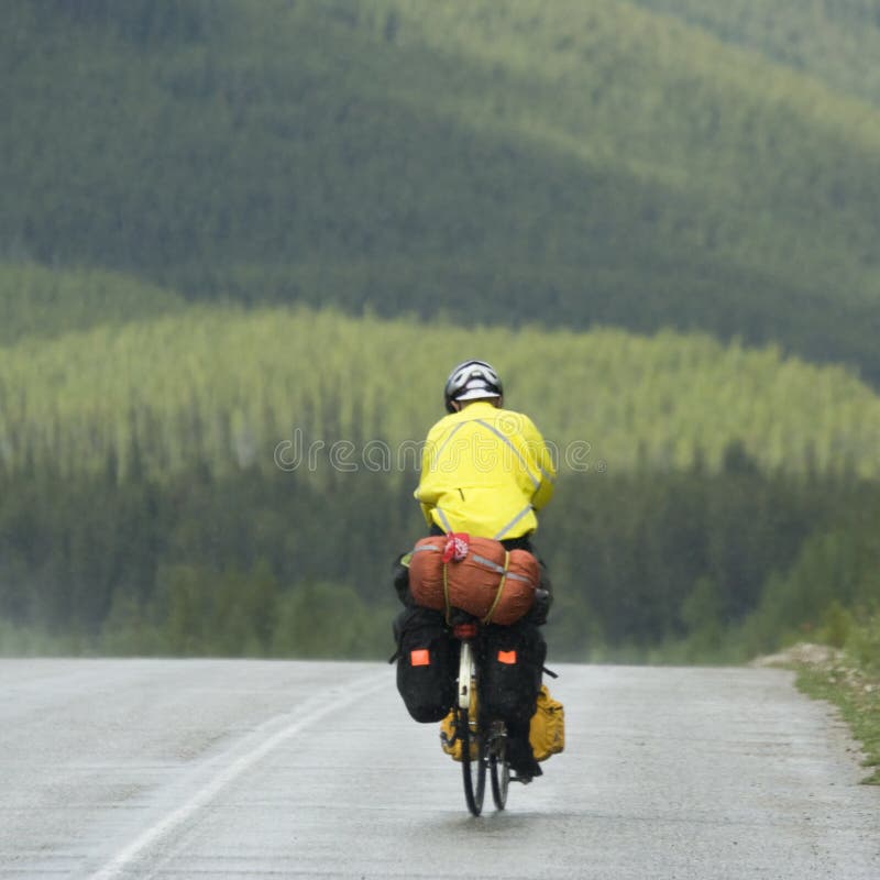 El Biking En La Ruta Verde De Los Icefields Imagen de archivo - Imagen ...
