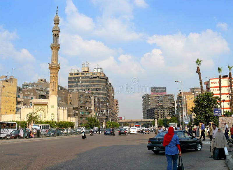EL CAIRO, EGIPTO - 9 DE NOVIEMBRE DE 2008: Centro De Ciudad De El Cairo ...