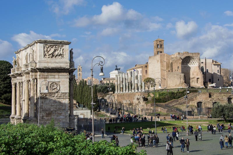 El centro de Roma imagen editorial. Imagen de ruina, centro - 77057215