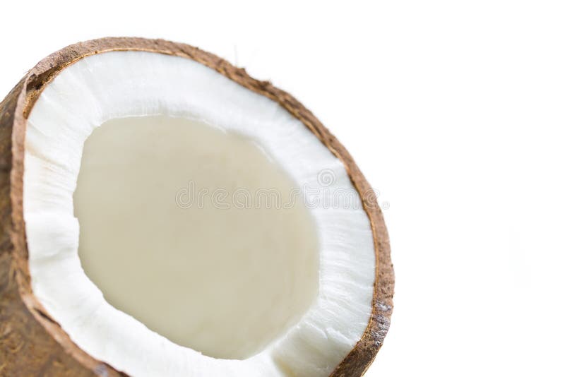 El coco partido en dos imagen de archivo. Imagen de macro - 64610943