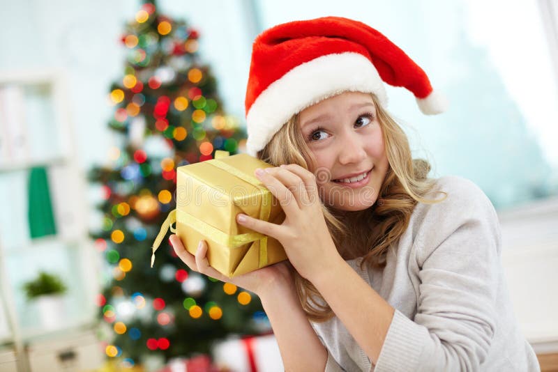 El conjeturar imagen de archivo. Imagen de regalo, diciembre - 31601317