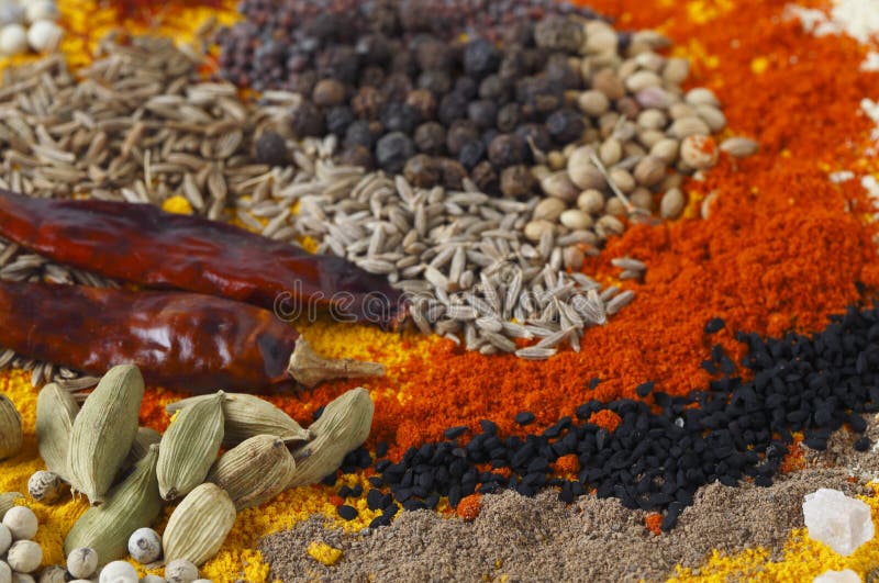 El Curry Condimenta Vista Lateral Imagen de archivo - Imagen de verde ...