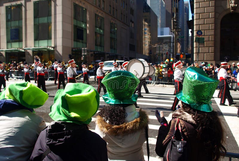 El Desfile Del Día Del St. Patrick Fotografía editorial - Imagen de ...