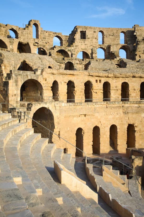El Djem Amphitheatre Auditorium Stock Photo - Image of exterior, roman ...