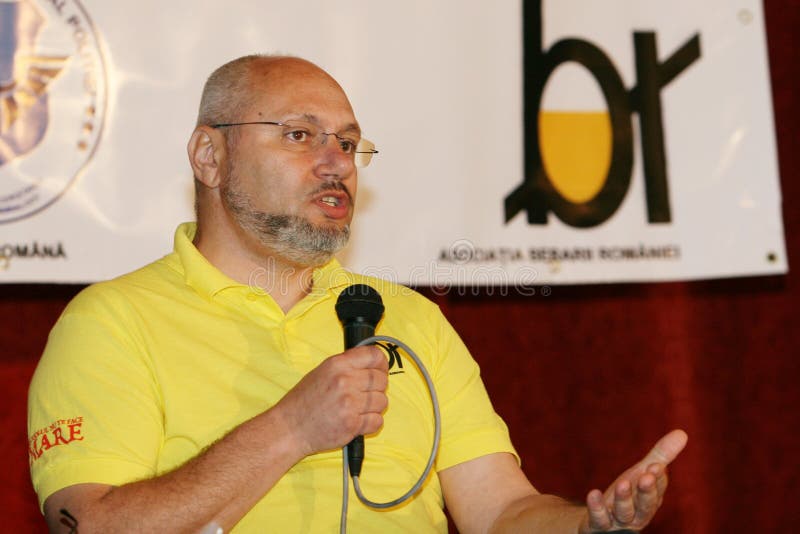 El Dr. Cristian Andrei foto de archivo editorial. Imagen de ...