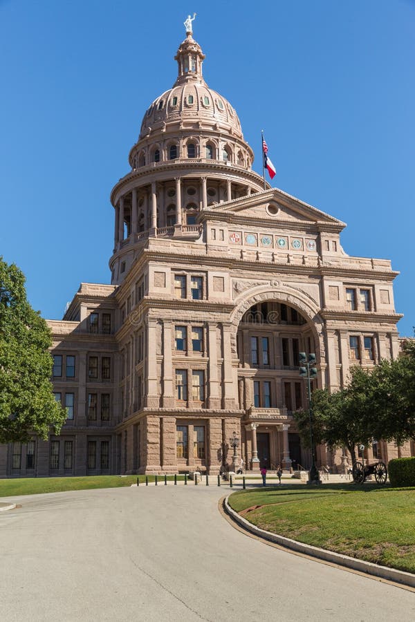 El Edificio Del Capitolio En Austin Texas Foto de archivo - Imagen de ...