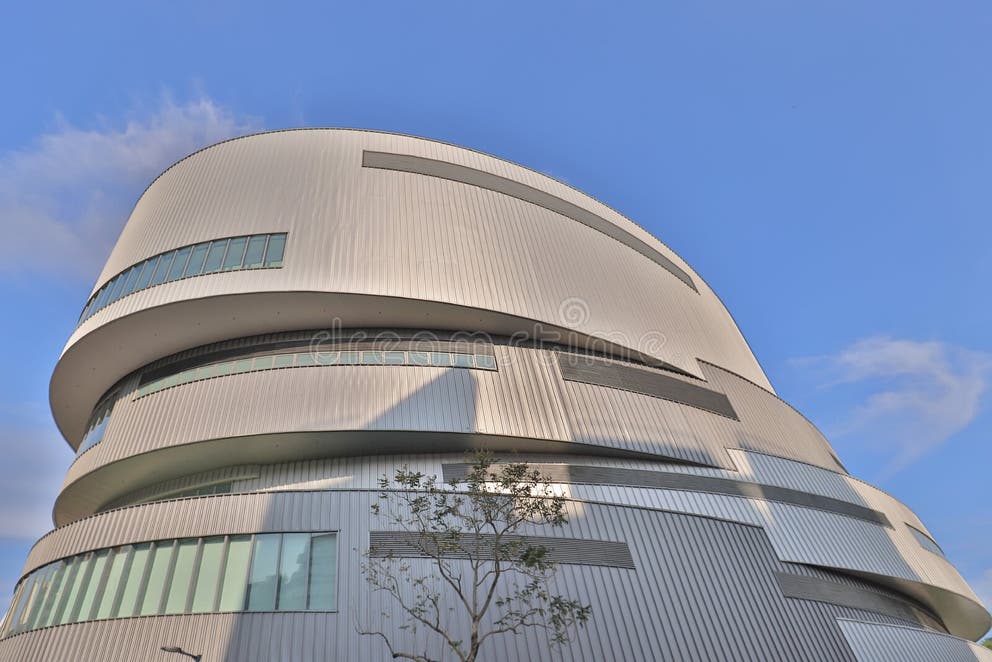 El Edificio Del Ound De Yuen Long Public Library Foto de archivo ...
