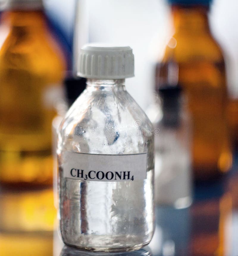 Botella De Hidróxido De Amonio Foto de archivo - Imagen de sustancia ...