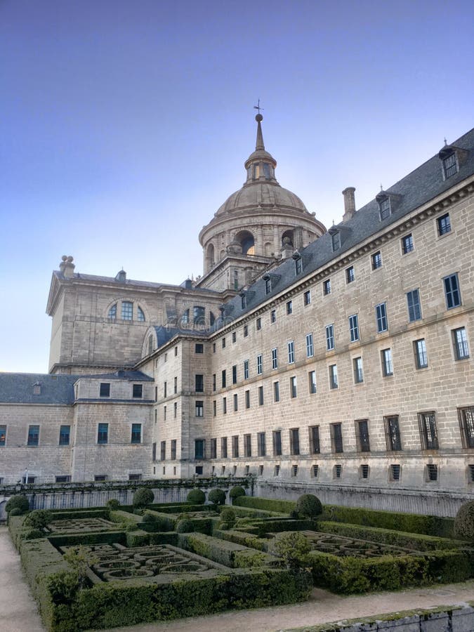 El Escorial Palace editorial stock image. Image of spain - 65325139