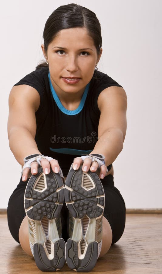 El estirar imagen de archivo. Imagen de actividad, muchacha - 5540175