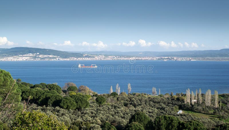 El Estrecho De Los Dardanelos Foto de archivo - Imagen de marina, pavo ...