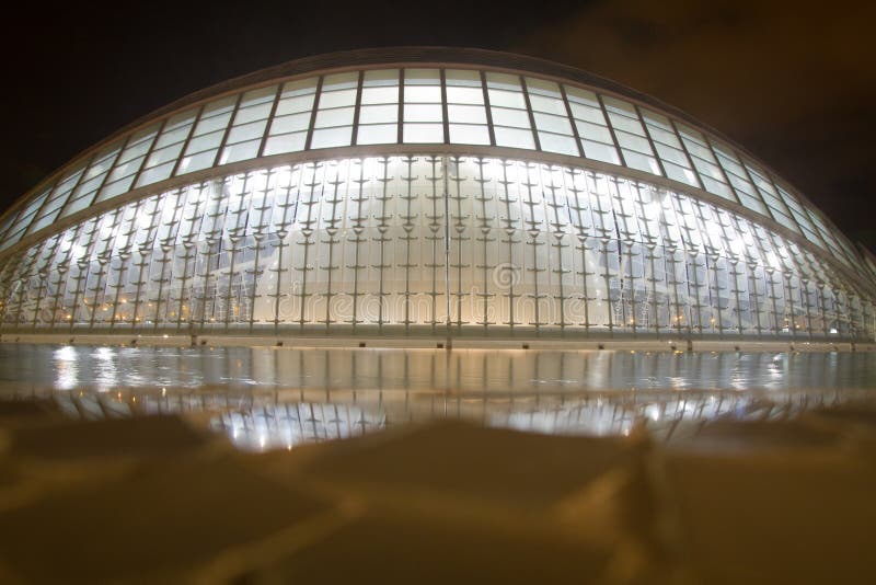 El Hemisferic foto de archivo editorial. Imagen de esfera - 20799643