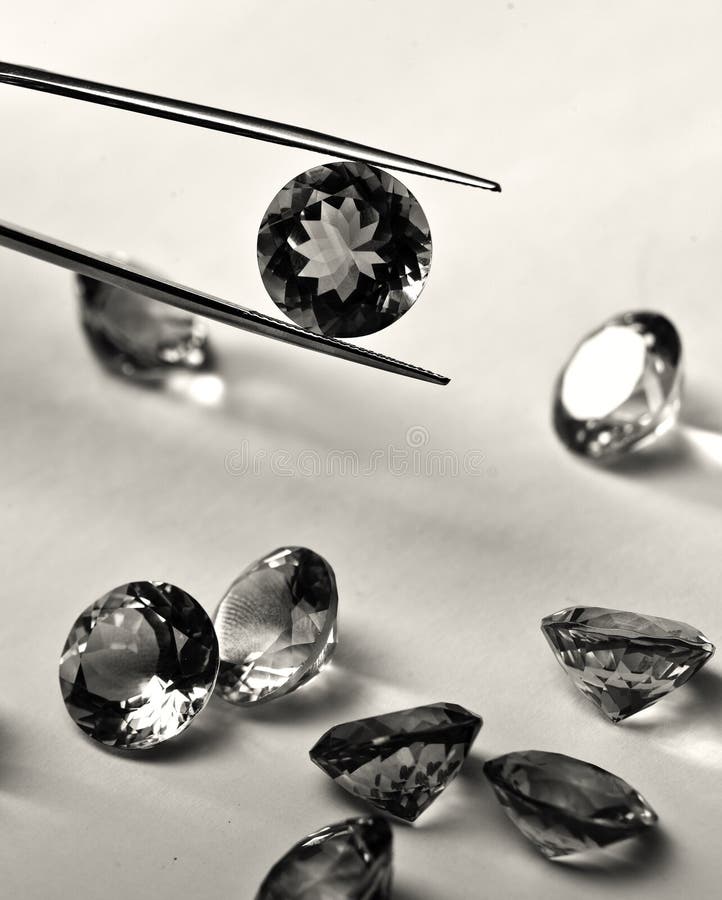 El joyero foto de archivo. Imagen de manual, gema, primer - 28272214