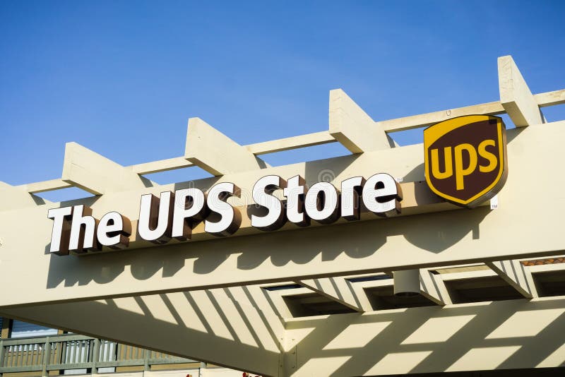 El Logotipo De La Tienda De UPS Foto de archivo editorial - Imagen de ...