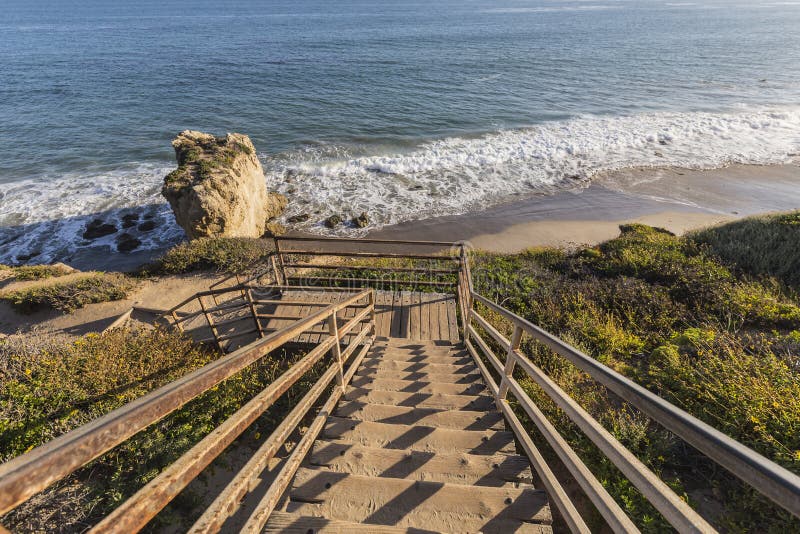 El Matador State Beach Stairs En Malibu California Imagen De Archivo