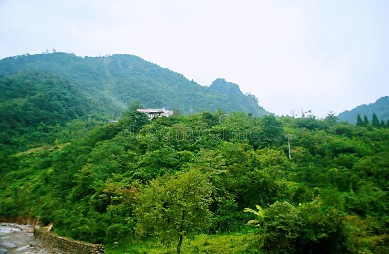 El Monte Qingcheng foto de archivo. Imagen de provincia - 118752870