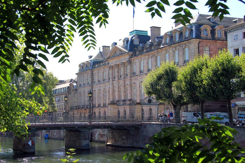 El Palacio De Rohan En Estrasburgo Foto de archivo - Imagen de rhino ...