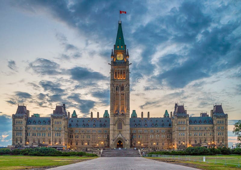 El Parlamento De Canadá En Ottawa Foto de archivo - Imagen de paro ...
