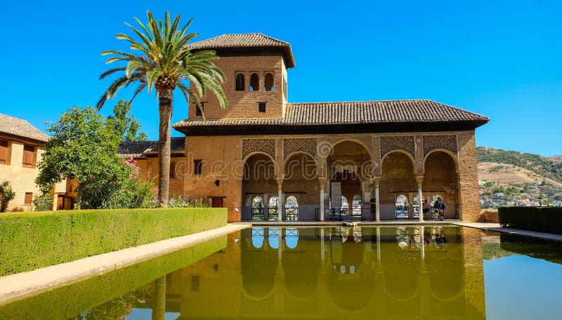 El Partal En Alhambra, Granada Imagen de archivo editorial - Imagen de ...