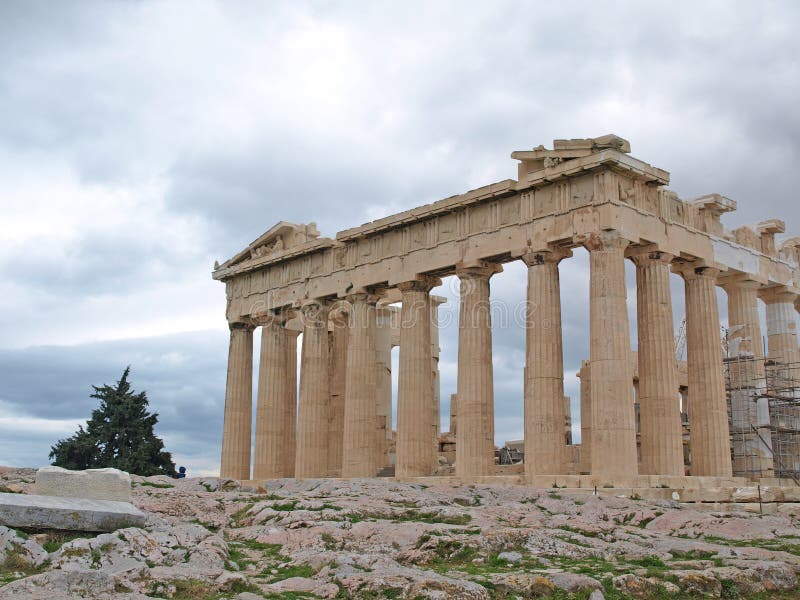 El Parthenon foto de archivo. Imagen de atenas, turismo - 20612474